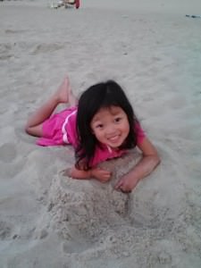 Ella Gets a New Thumb - Dearborn Free Press